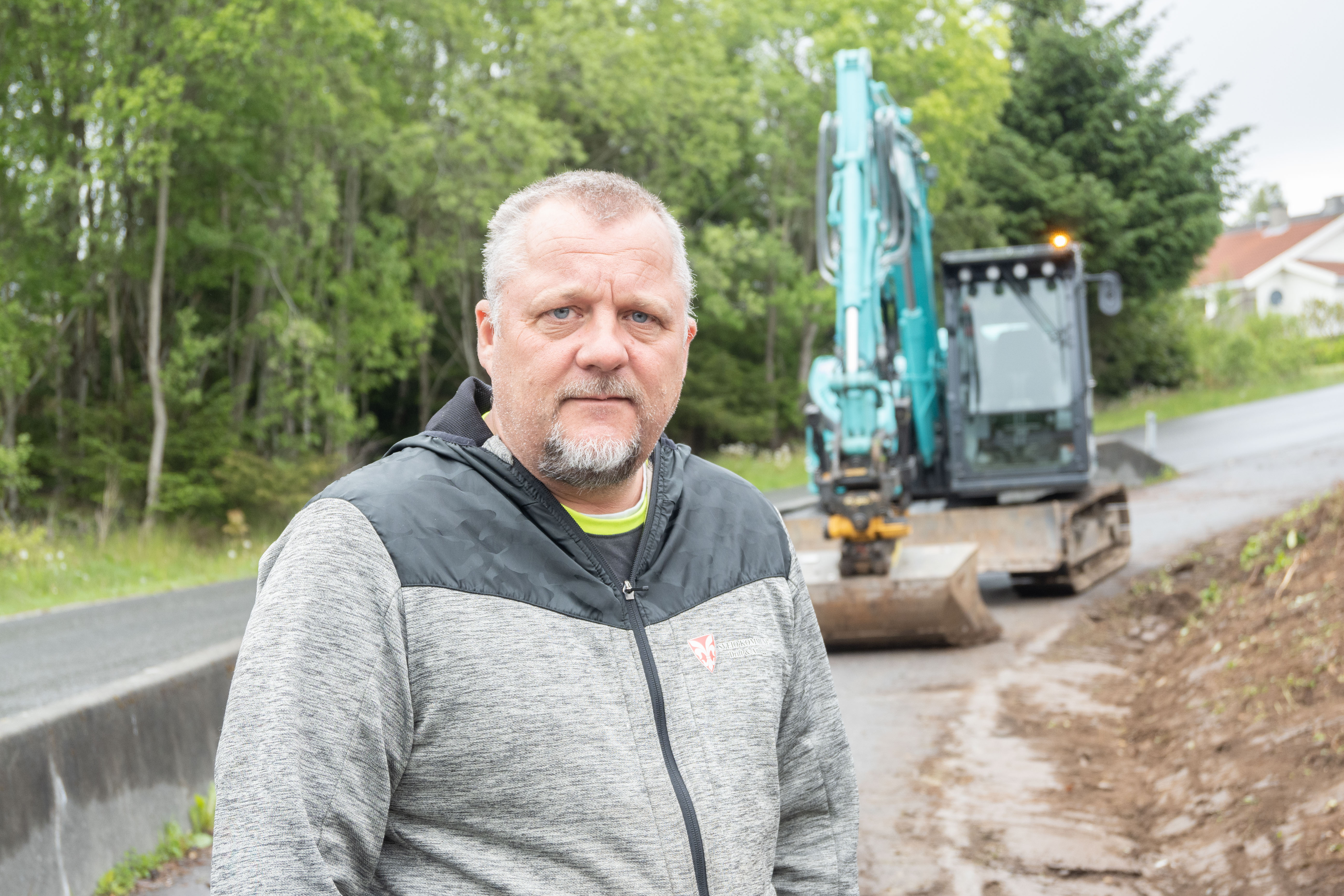 Skifta parti og stiller til attval likevel